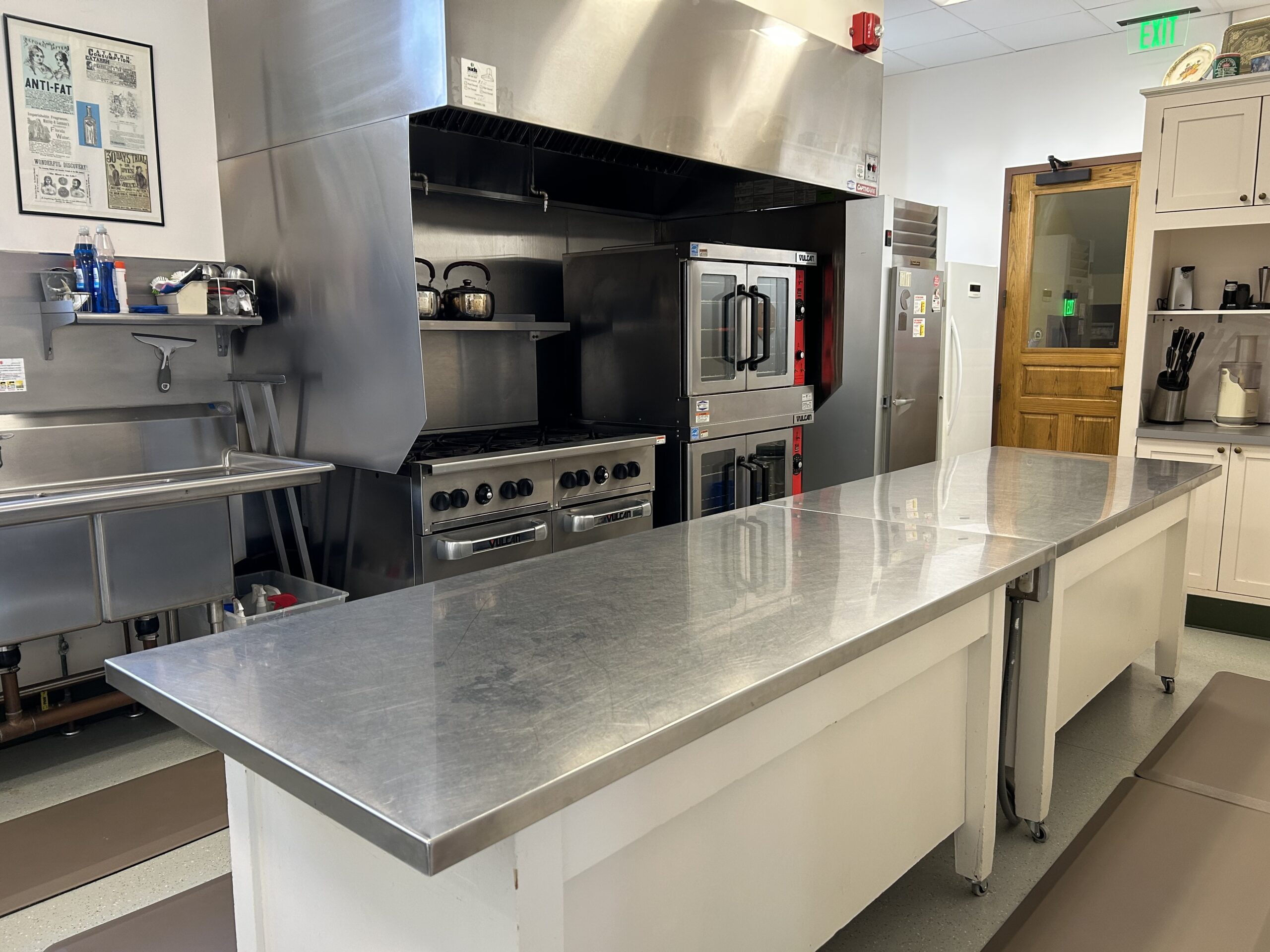 Commercial Kitchen photos - Ladies' Library Association